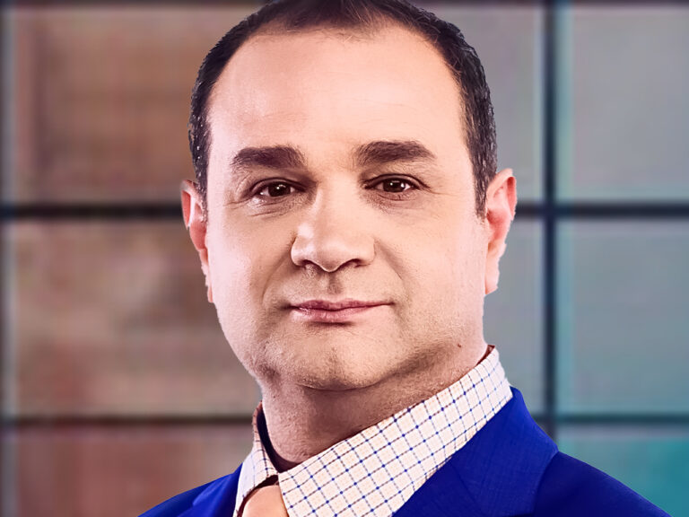 Meet the Hosts - 100 Huntley Street