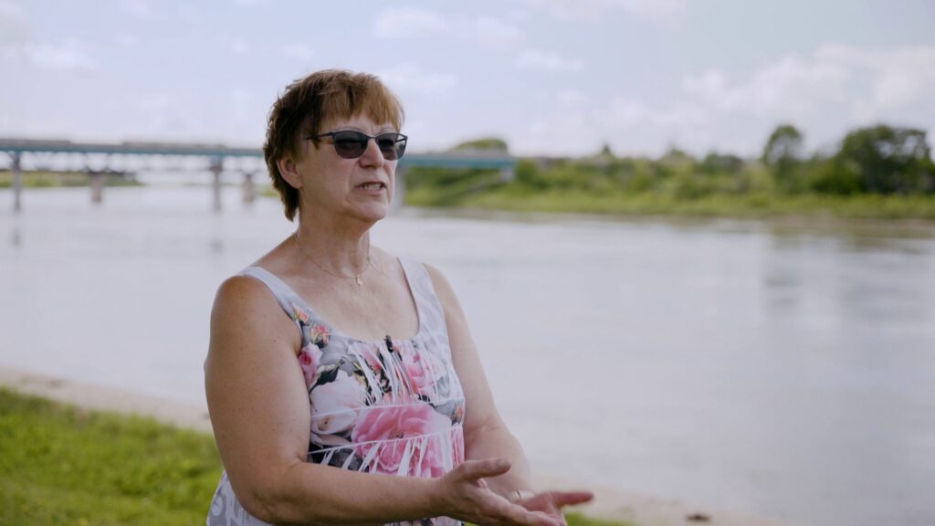 Home - 100 Huntley Street